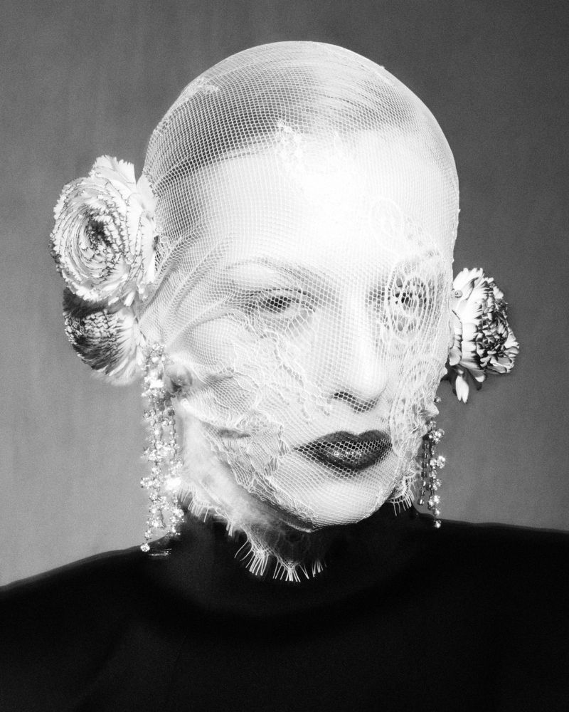 Bloom for Dew Magazine 54 (Various Editorials)
