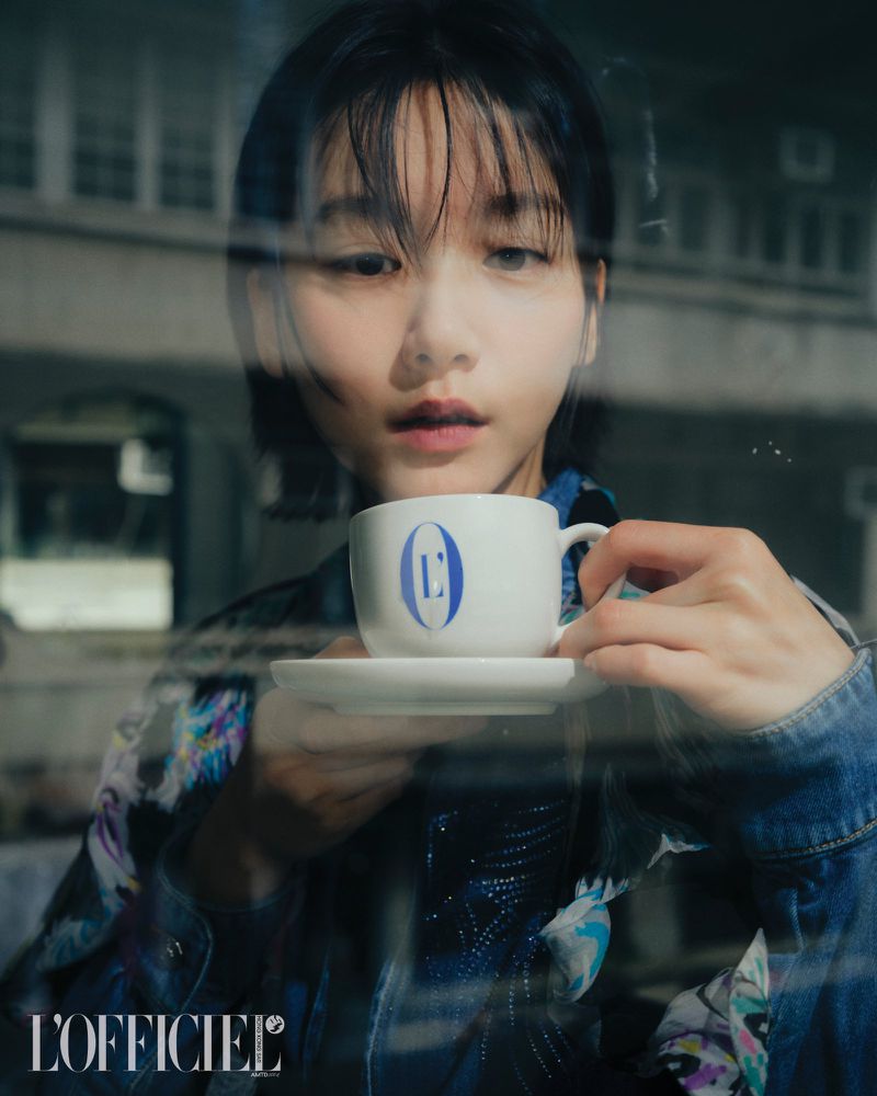 L'Officiel Hong Kong Featuring Angela Yuen (L'Officiel Hong Kong)