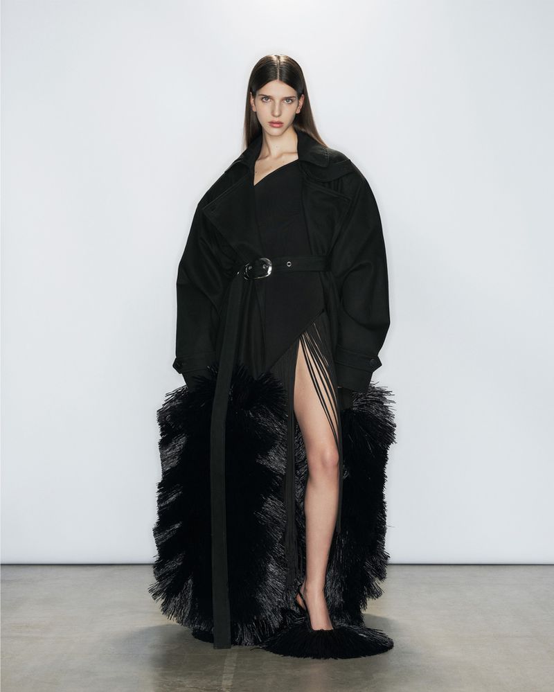 David Koma Resort 2025 Lookbook (David Koma)