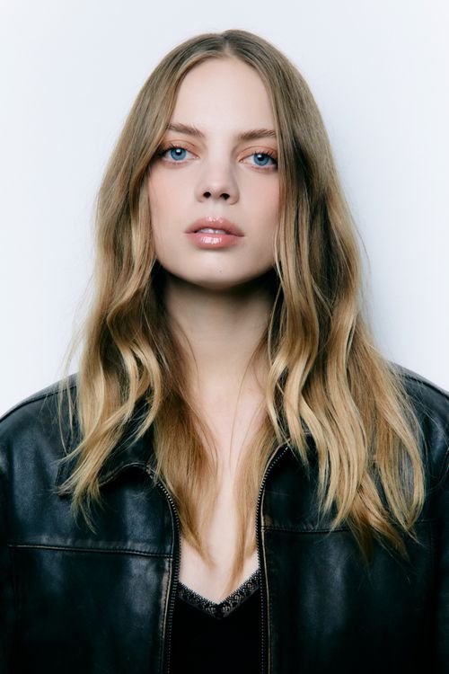 Mariana Zaragoza - Model Profile - Photos & latest news