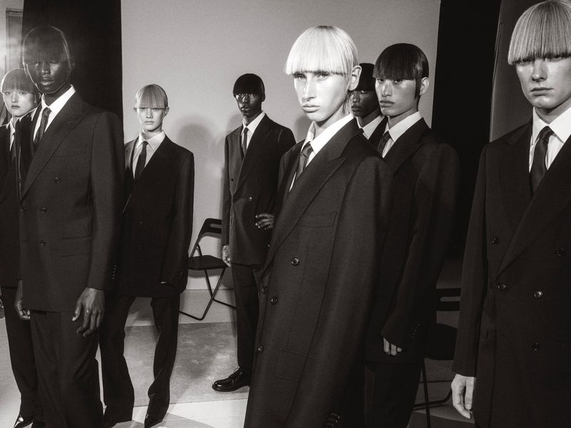 Walter Pierre (Exhibition Magazine)