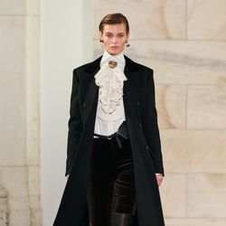 Bibi Breslin - Model Profile - Photos & latest news