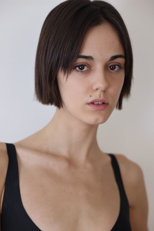 Anita Vida - Model - Featured