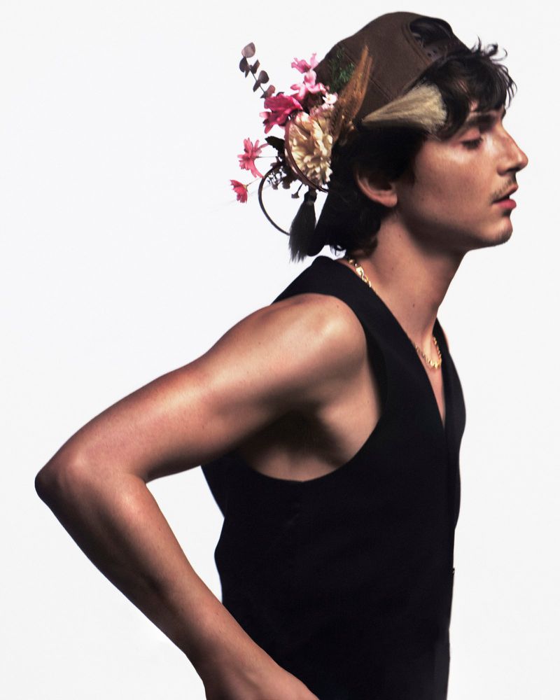 How Timothée Chalamet Became Bob Dylan (Rolling Stone)