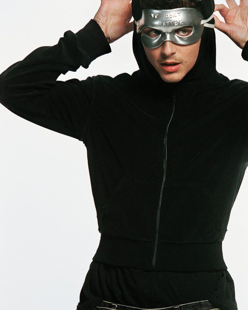 How Timothée Chalamet Became Bob Dylan (Rolling Stone)