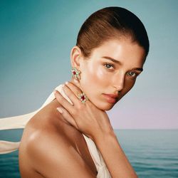 Stella Hanan - Model Profile - Photos & latest news