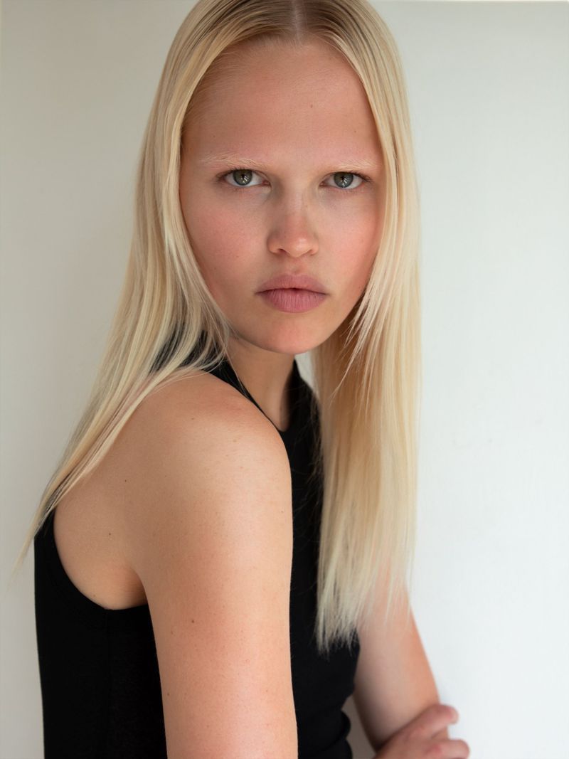 Mouna Models May 2025 Digitals (Polaroids-Digitals)