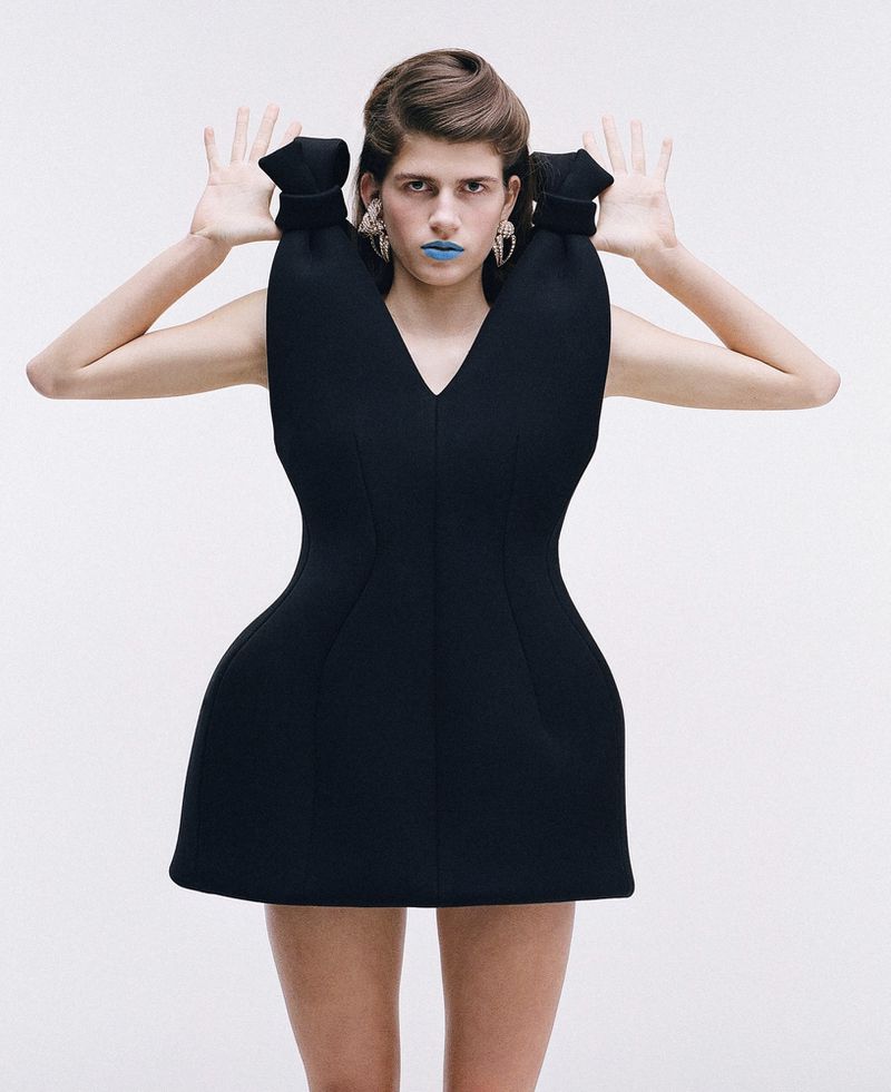 Zora (No Magazine)