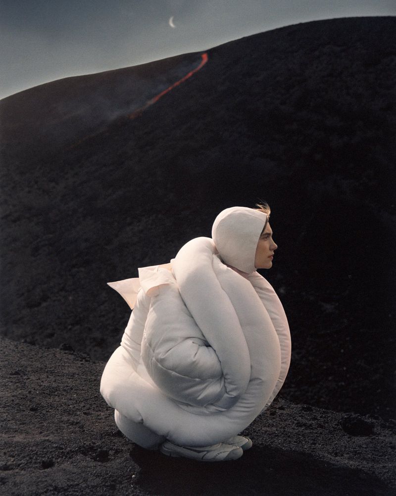 FIRE OF LOVE, A Tribute to Katia Krafft (Dust Magazine China)