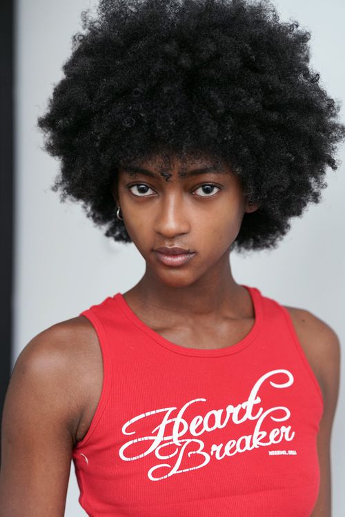 Toni Smith - Model Profile - Photos & latest news