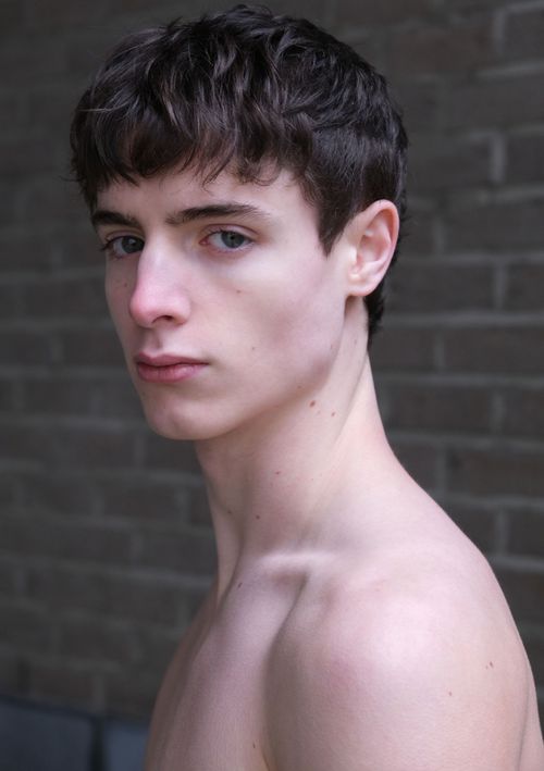 Adrien Foll - Model - detail by client