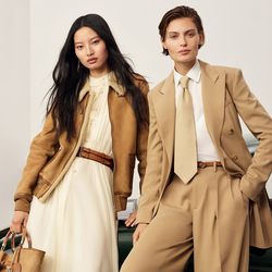 Bibi Breslin - Model Profile - Photos & latest news