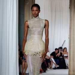 Tara Falla - Model Profile - Photos & latest news