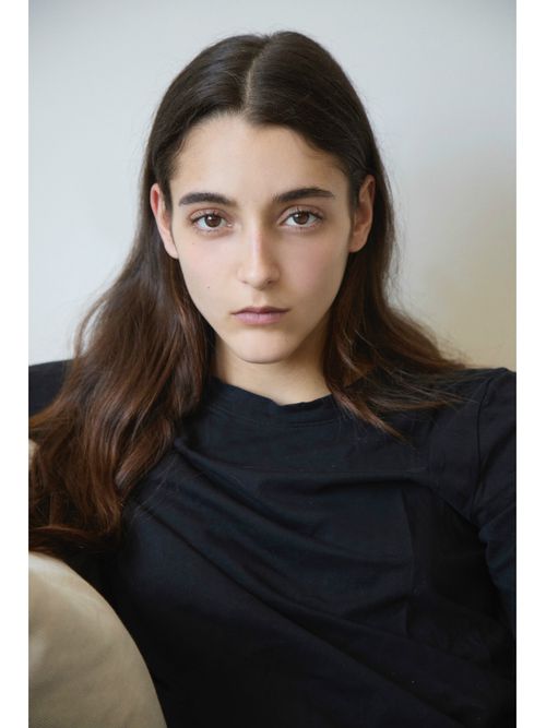 Lolo Barth - Model Profile - Photos & latest news