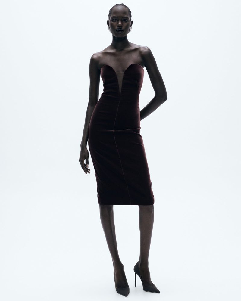Tom Ford Fall 2025 Womenswear Lookbook (Tom Ford)