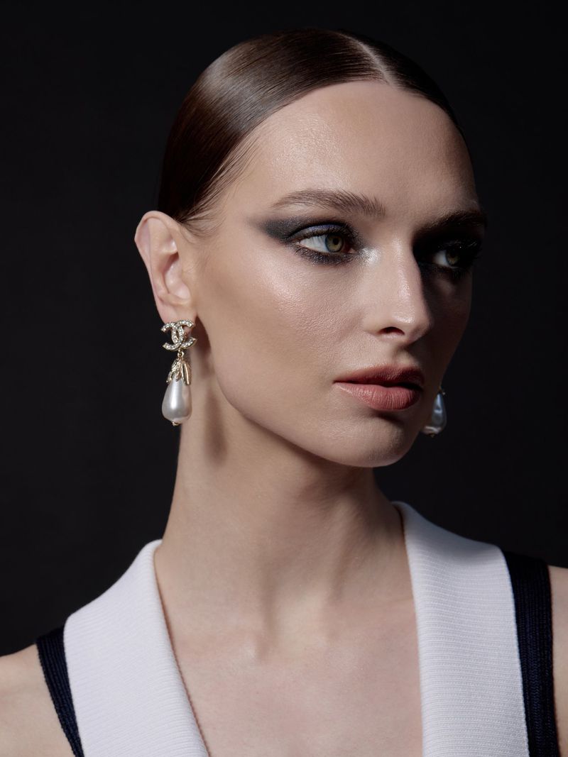 Deconstructed Grace (L'Officiel Hong Kong)