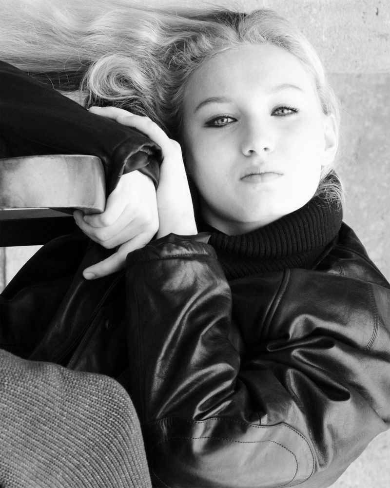 ALL–IN Nº8 “Fan Fiction” (August Barron)