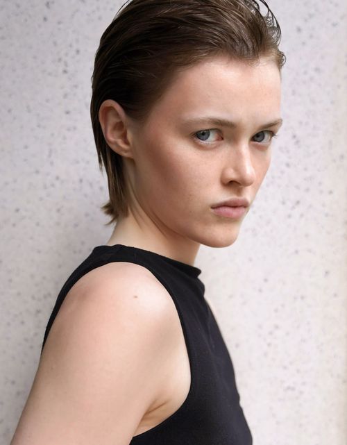 Kiki Mckellar - Model - detail by year