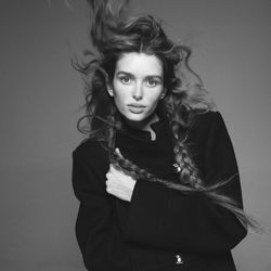 Stella Hanan - Model Profile - Photos & latest news