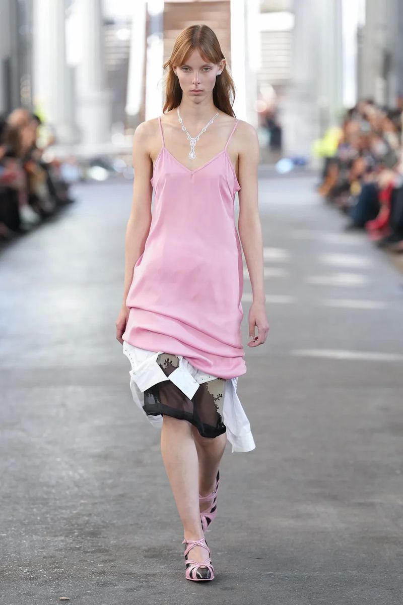 Julie Kegels S/S 26 Show (Various Shows)