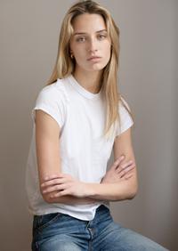 Isabelle Schilling - Model Profile - Photos & latest news