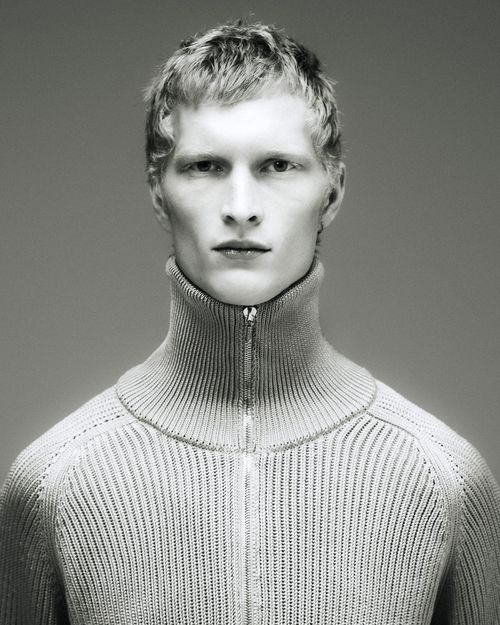 Derk Boelsma - Model - detail by people