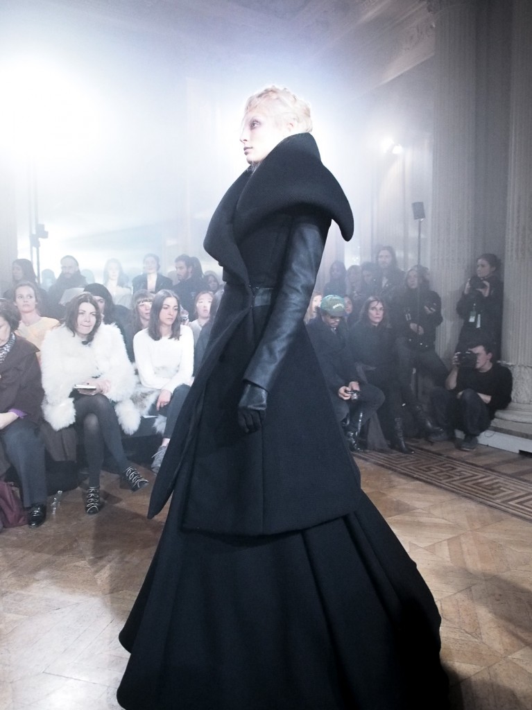 Gareth Pugh Fall/Winter 2013 | models.com MDX