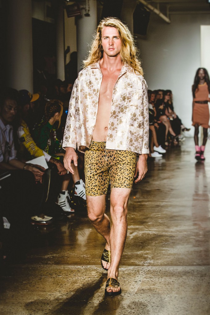 Jeremy Scott S/S 2015 | models.com MDX