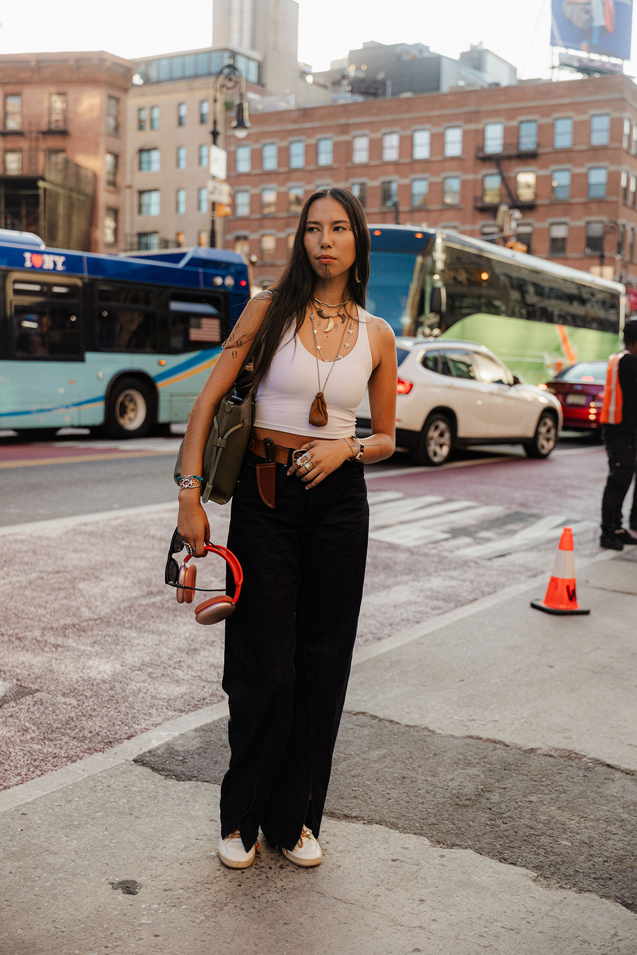 Street Style: See What the Models Are Wearing Off-Duty During NYFW S/S ...