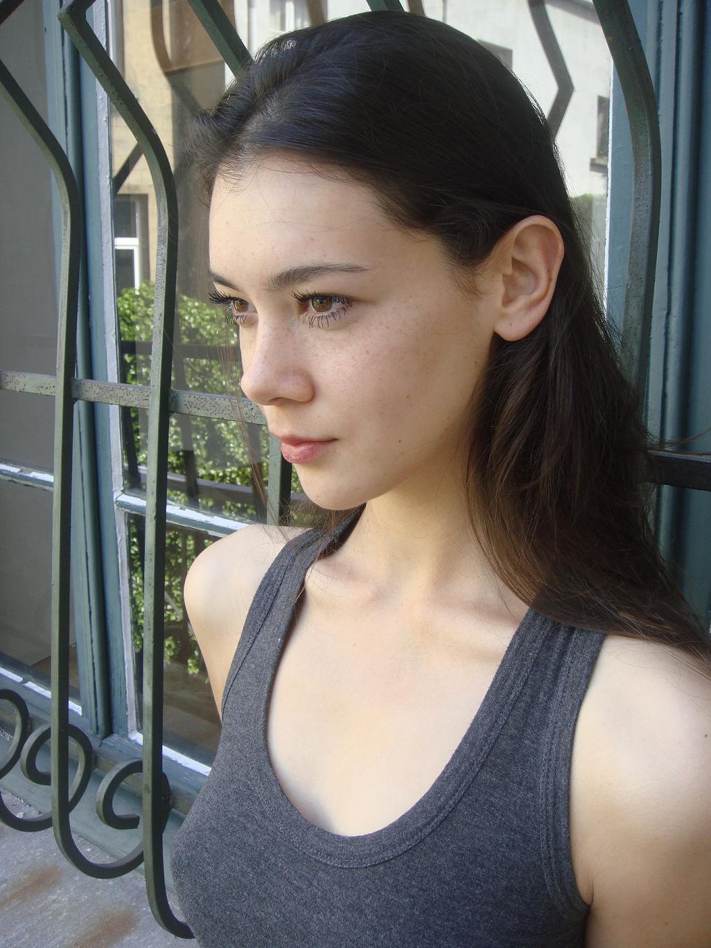 Isabelle K. – NEWfaces