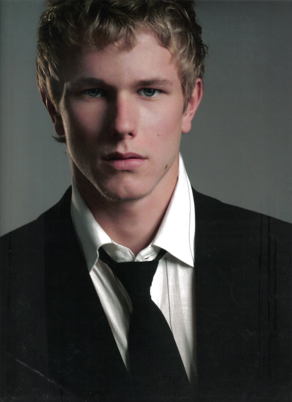 Gabriel G. – NEWfaces