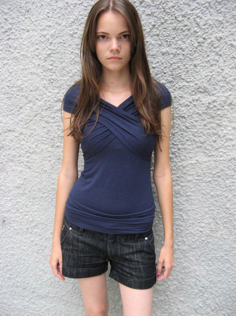 Ellen P. – NEWfaces