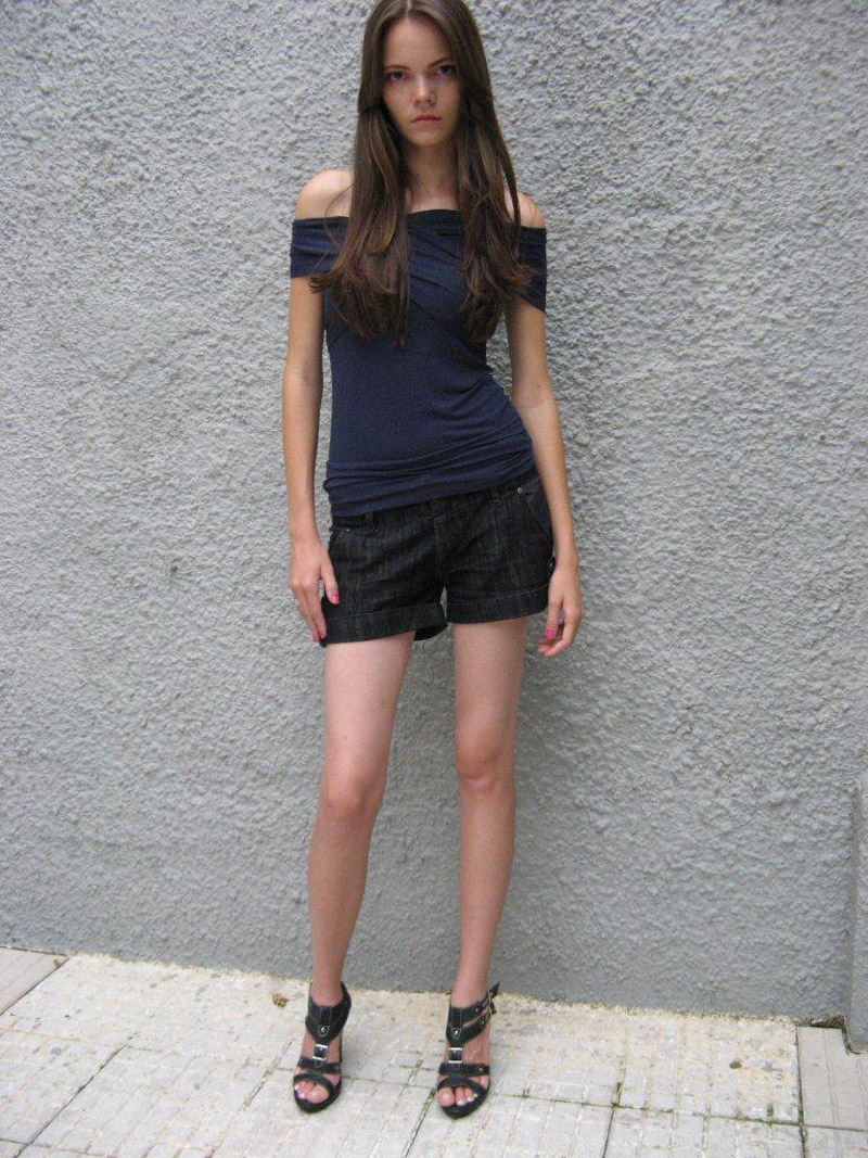 Ellen P. – NEWfaces