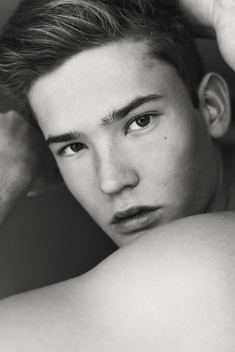 Felix Riess | NEWfaces
