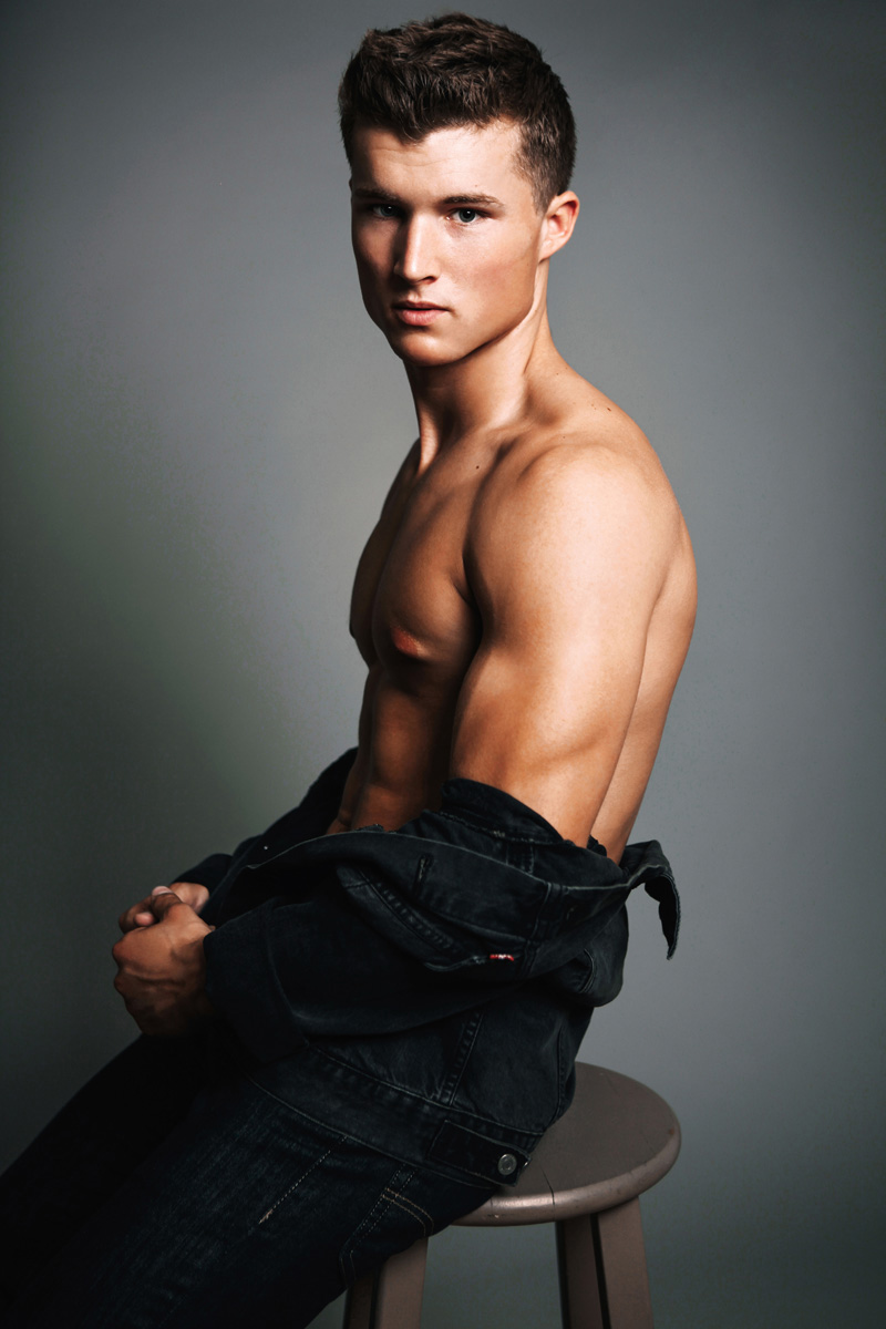 Billy Weaver Full Body