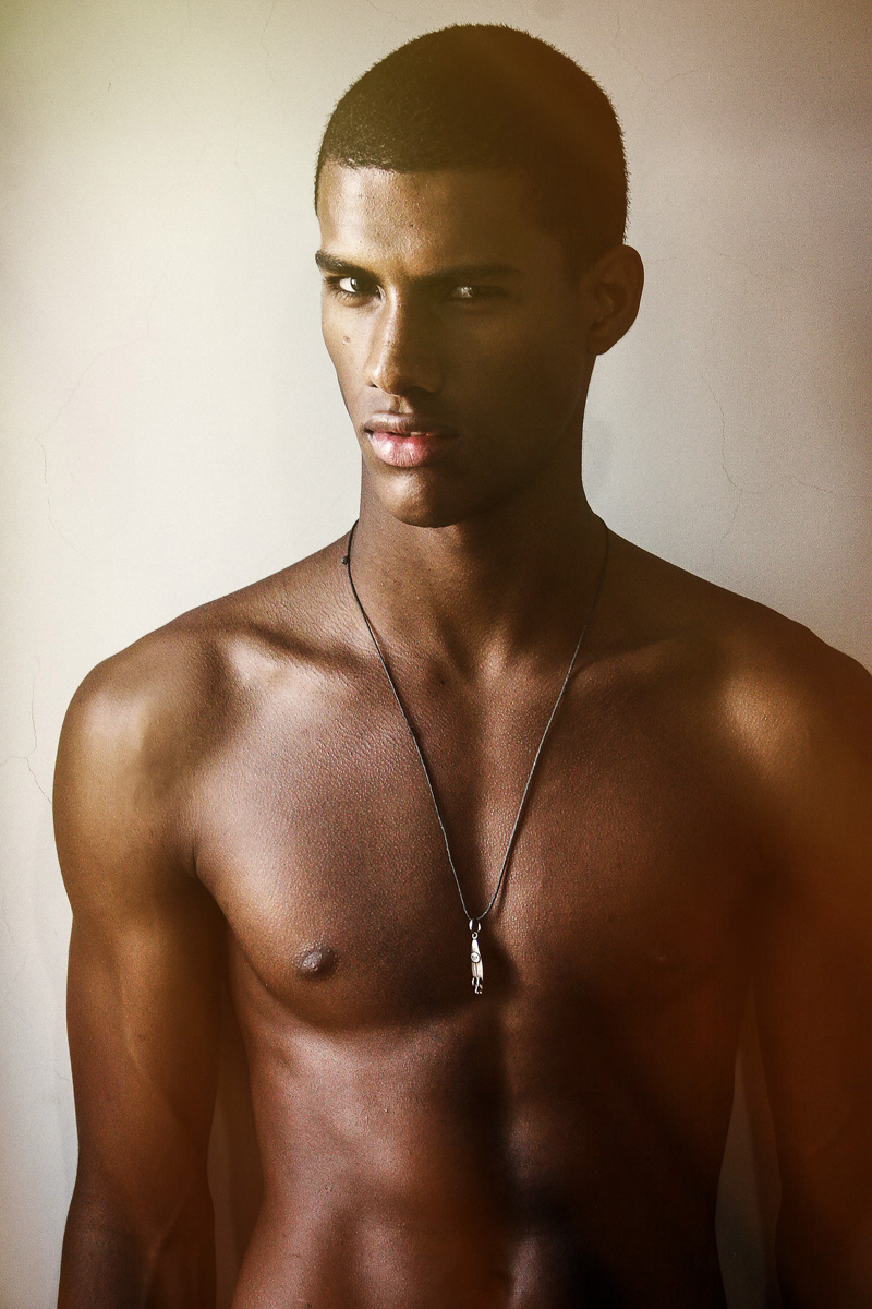 Vitor – NEWfaces
