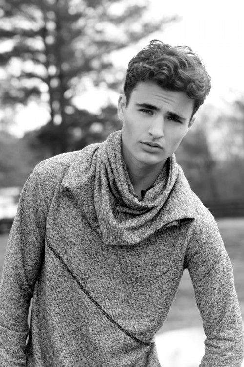 Christopher V. | NEWfaces