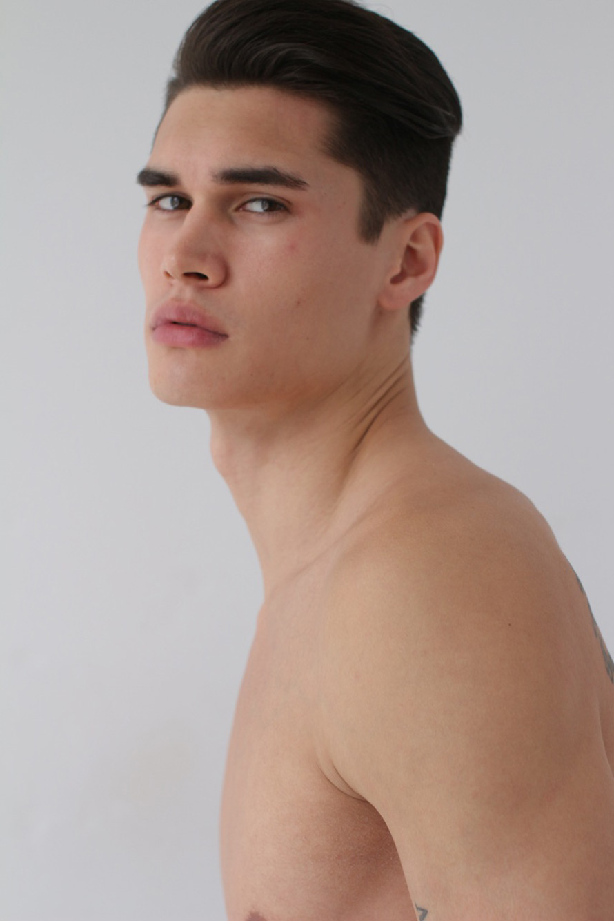 Adryan – NEWfaces