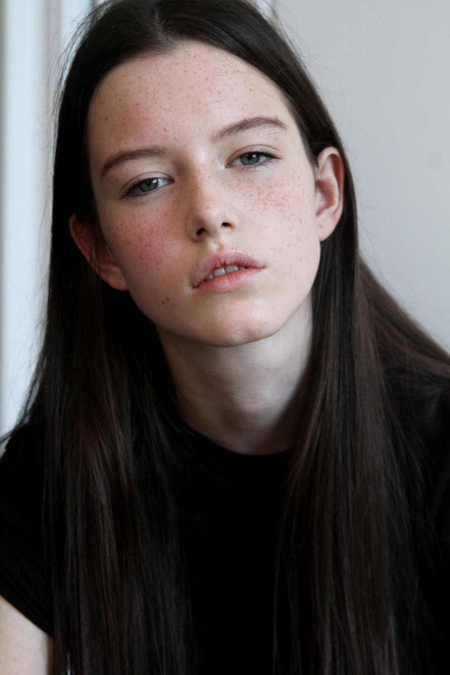Alice | NEWfaces