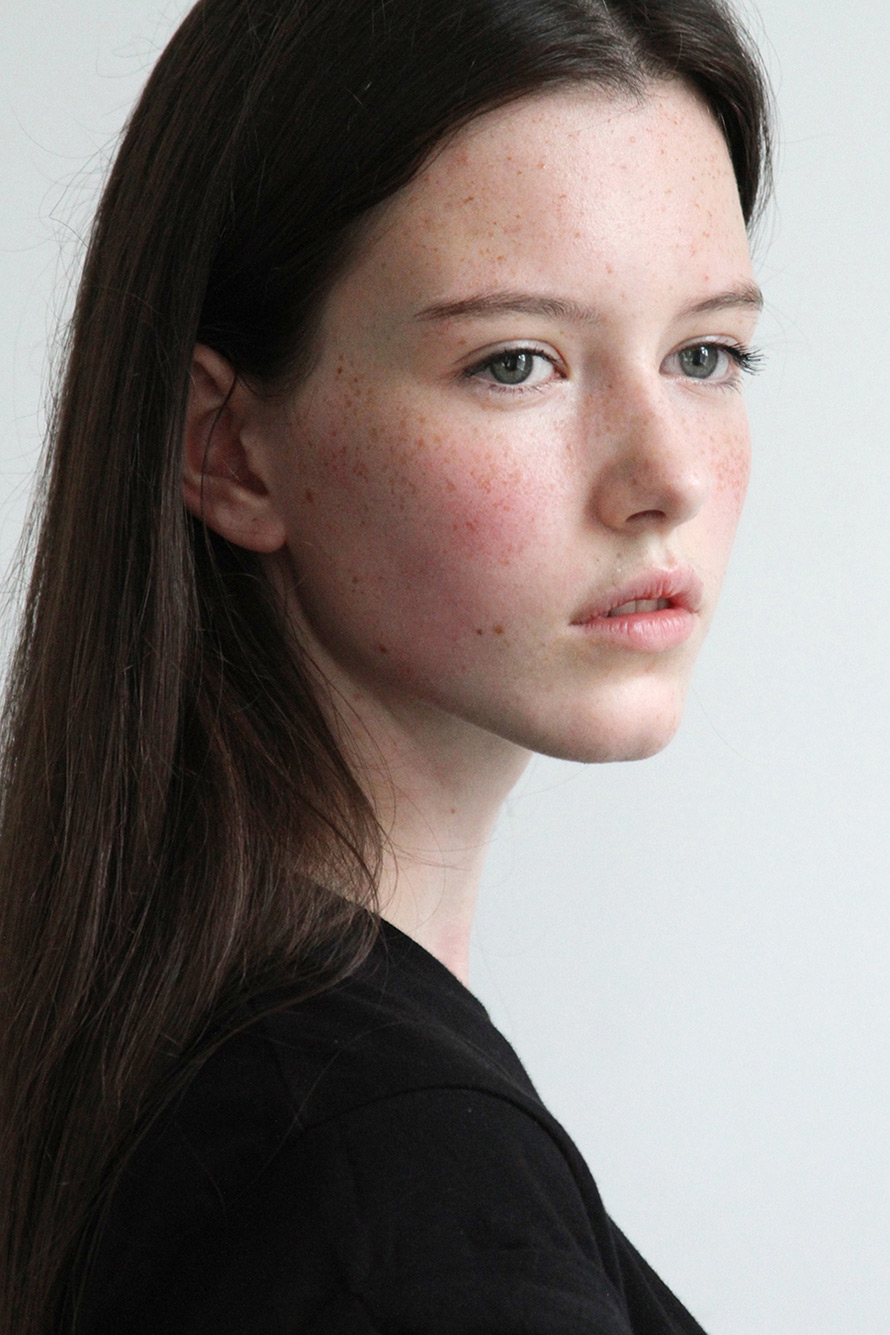 Alice | NEWfaces