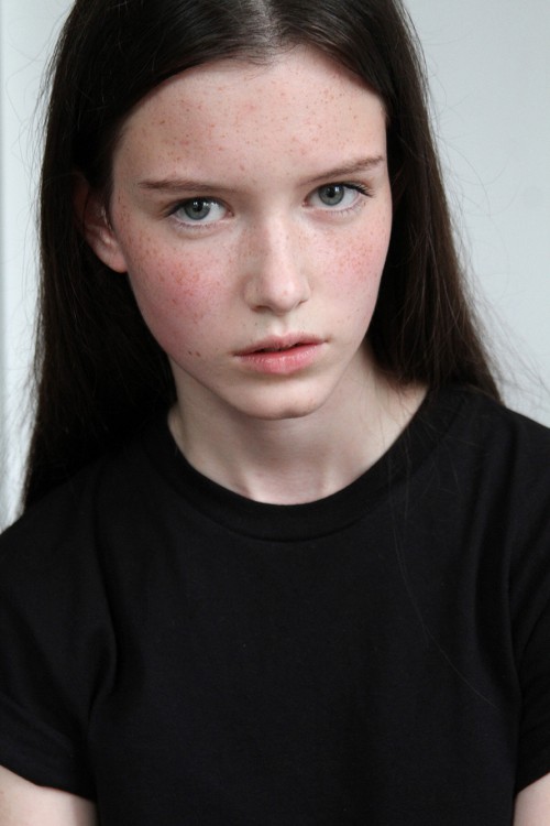 Alice | NEWfaces
