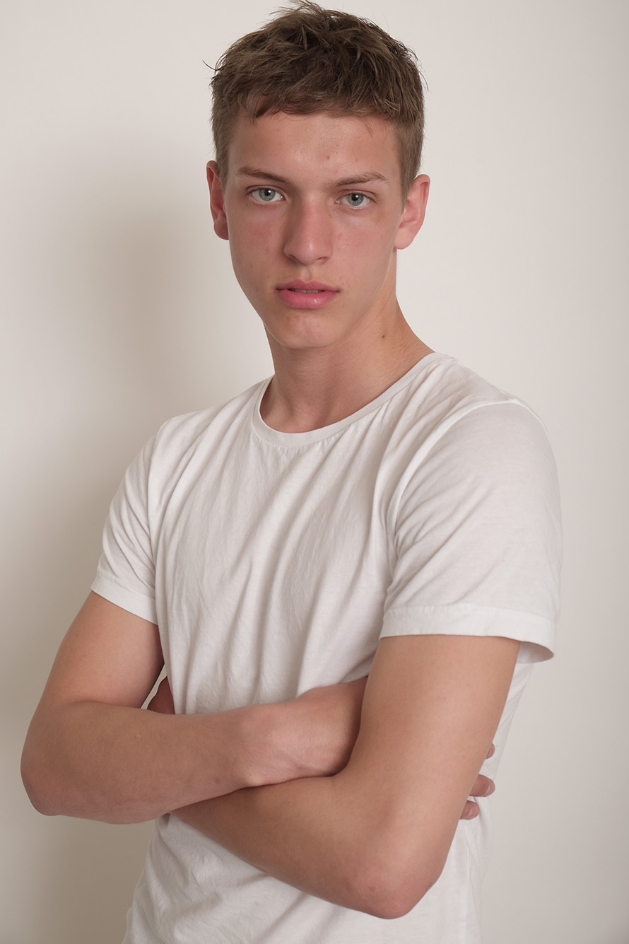 Oskar | NEWfaces