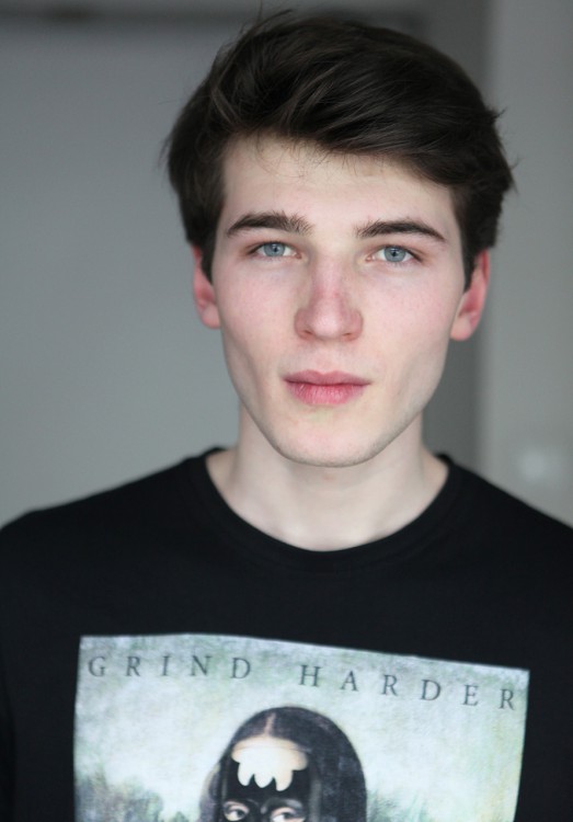 Roman | NEWfaces