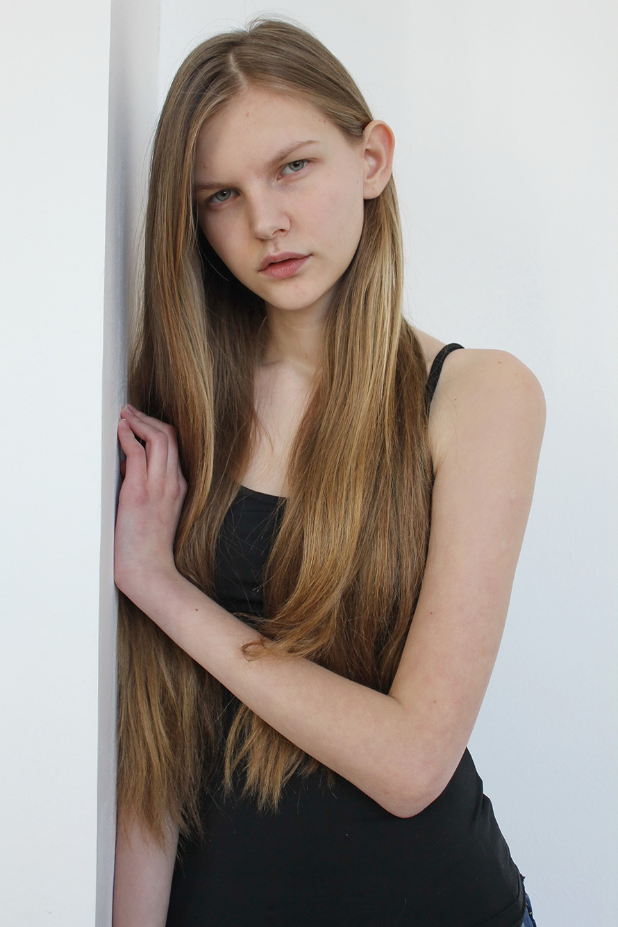 Elena | NEWfaces