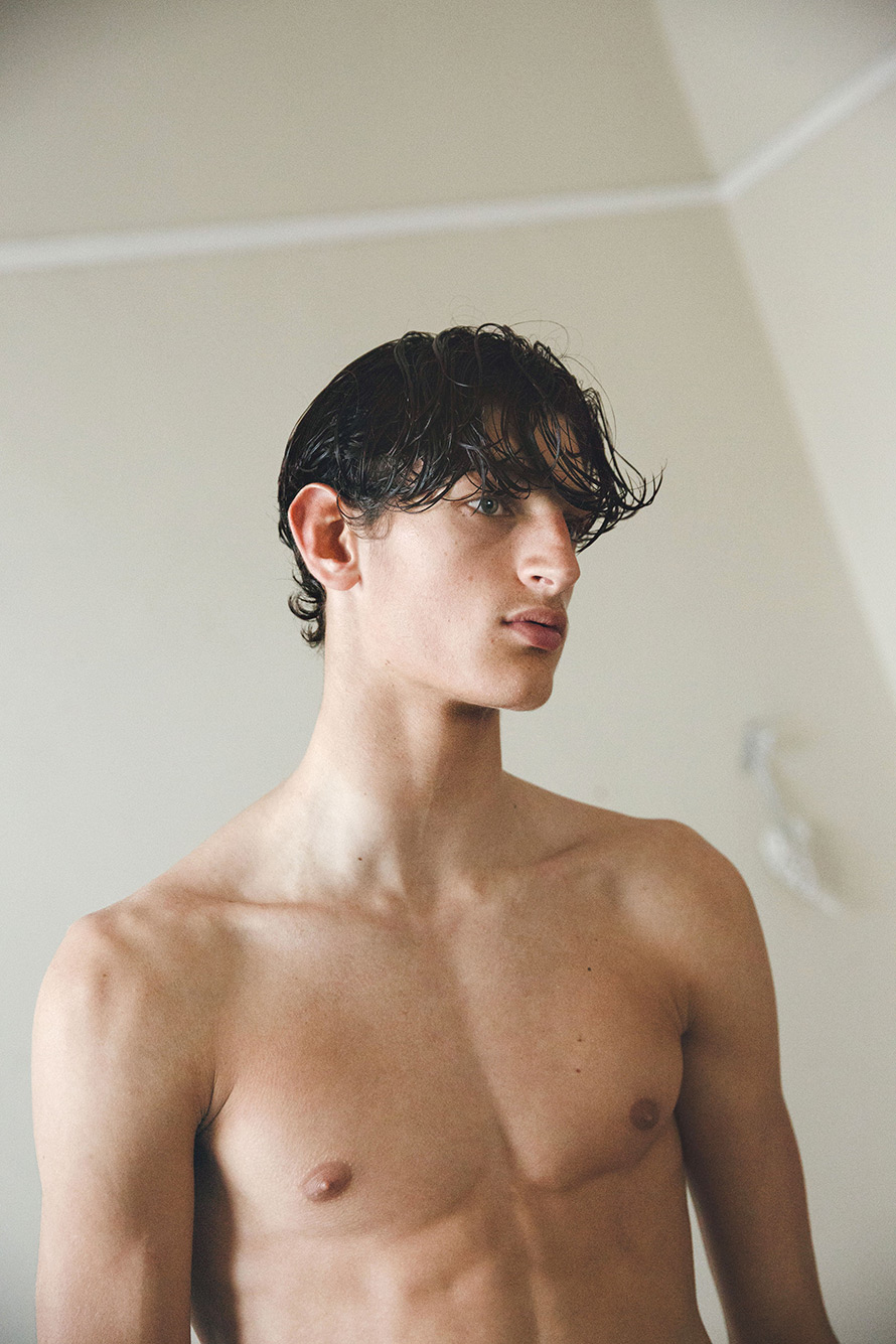 Aaron | NEWfaces