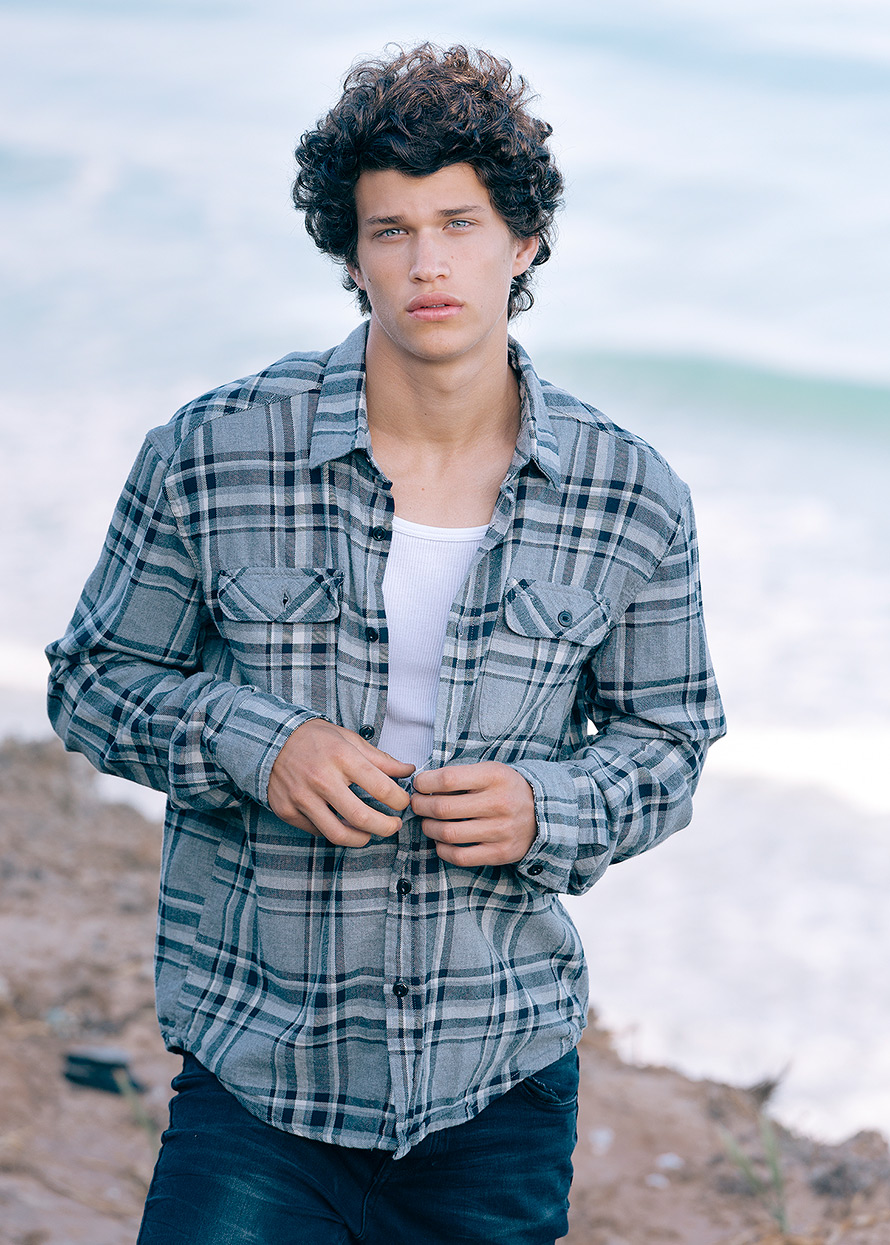 Noam | NEWfaces