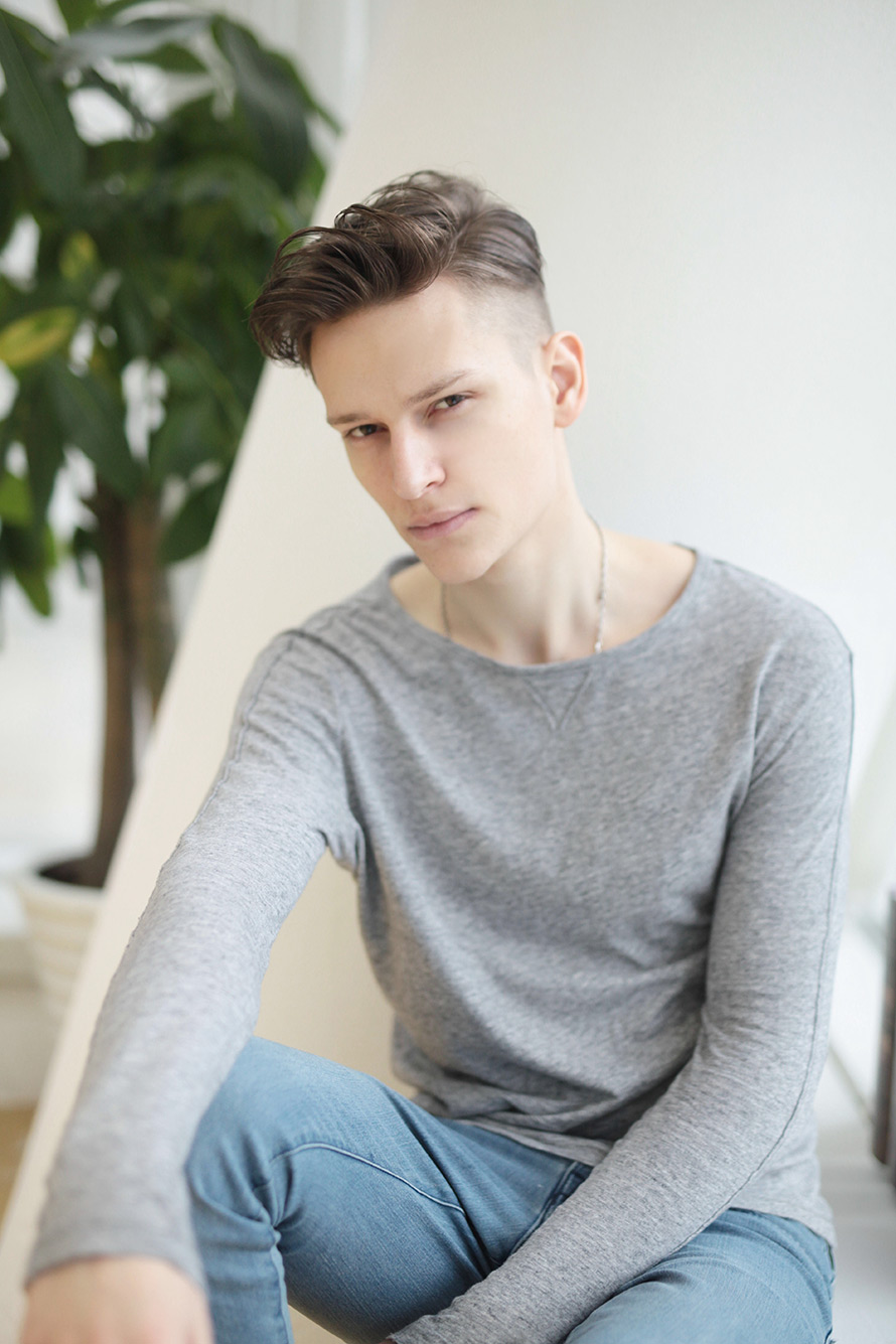 Maks | NEWfaces