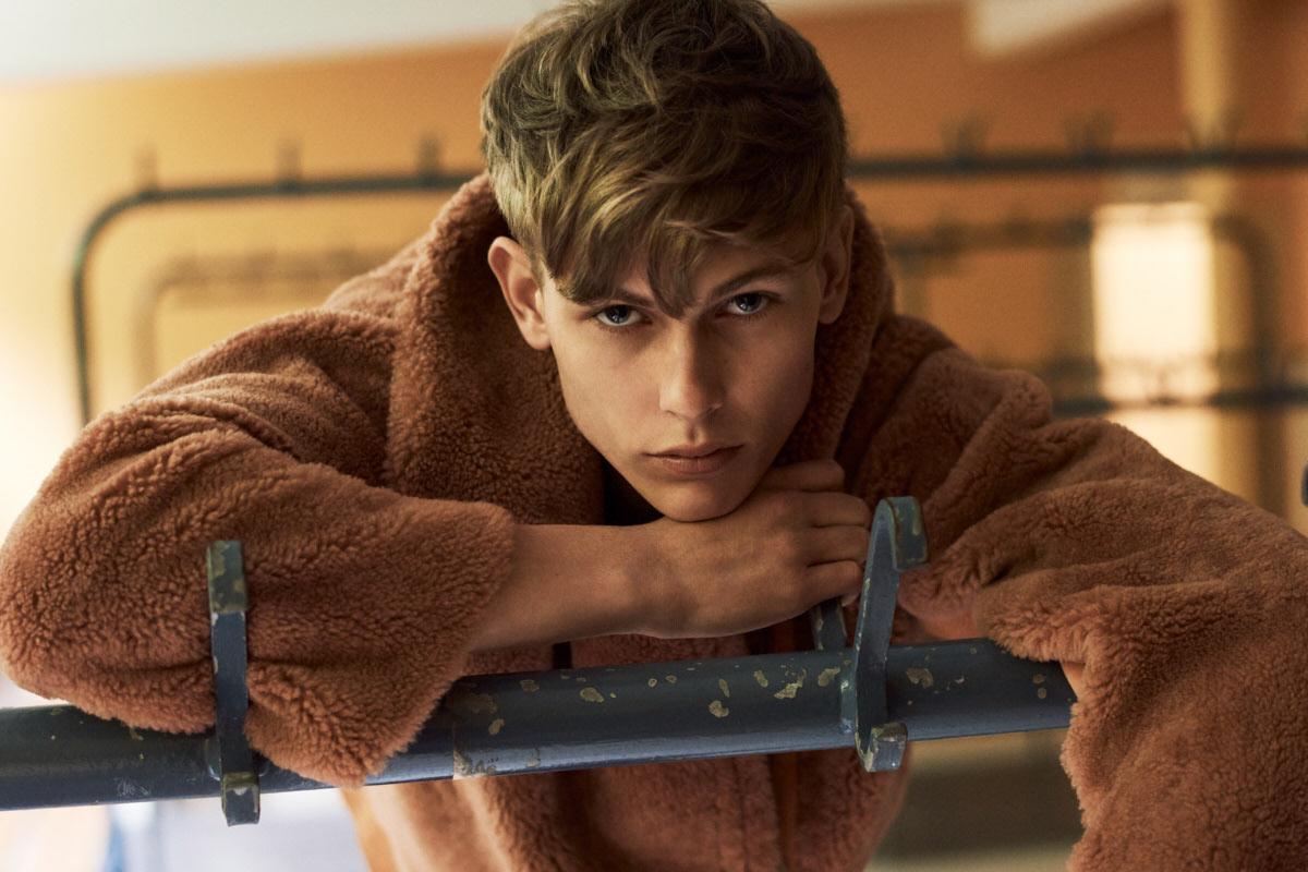 2pm Model Management | NEWfaces