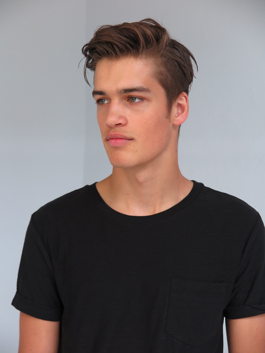 Roman | NEWfaces