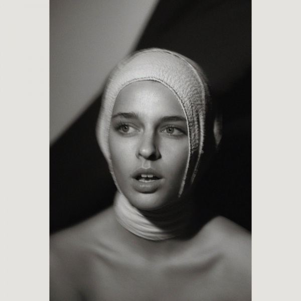 Merel Zoet is the small town Dutch girl turned runway regular | NEWfaces